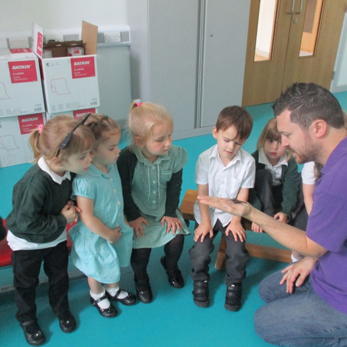 Holgate Primary and Nursery - MiniBeast Fun!